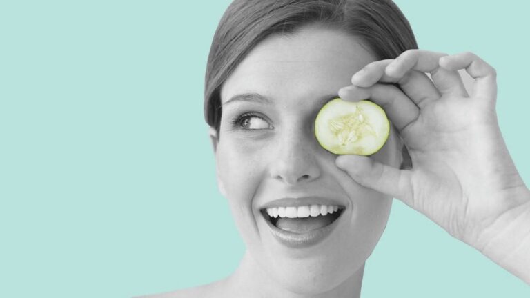 DIY Eye Mask for Dark Circles, Puffiness & Wrinkles | TheBeautyFoodie