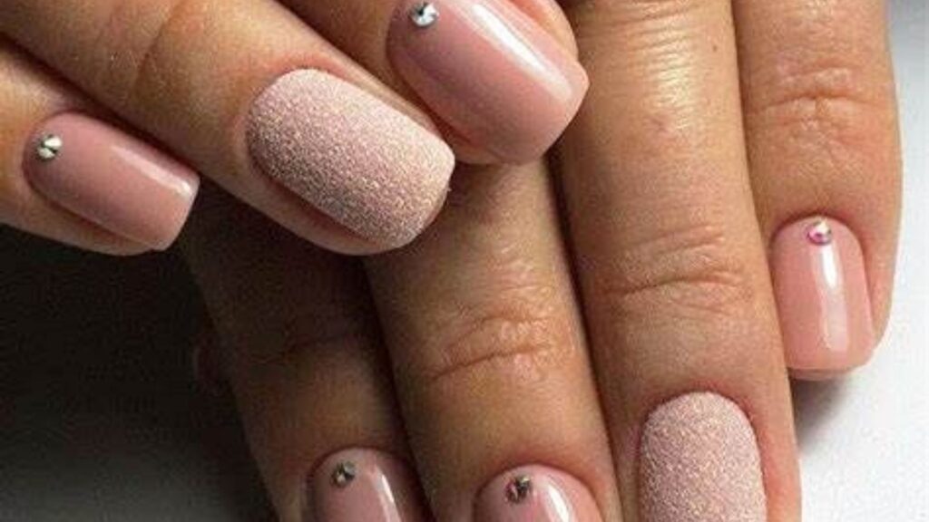 How Much Is a Pedicure and Manicure? Average Costs | TheBeautyFoodie
